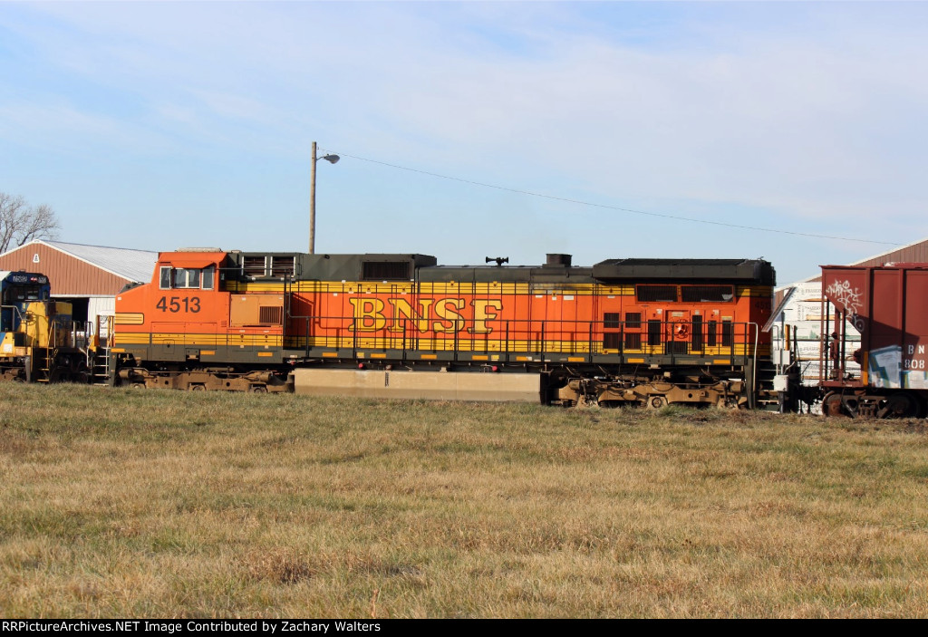 BNSF 4513
